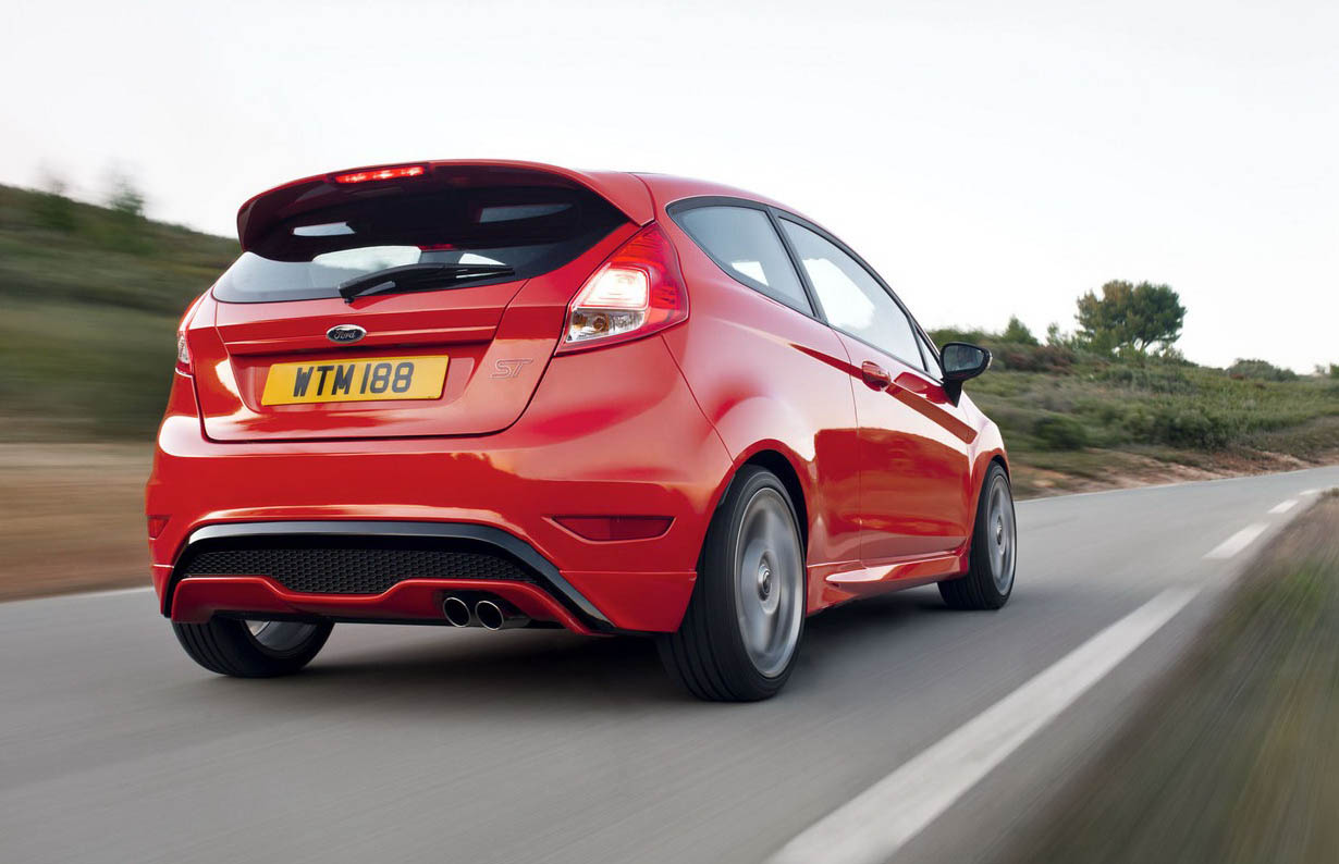 Ford Fiesta ST: una sportiva da 182 cavalli