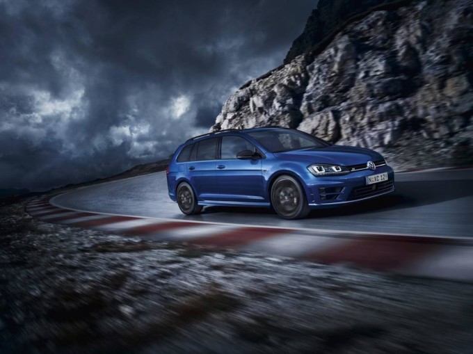 Volkswagen Golf R Wagon Wolfsburg Edition, novità esclusiva per l ...