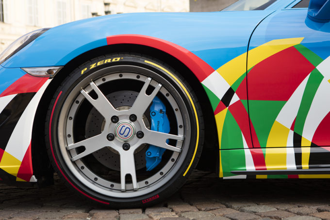 Pirelli al Salone dell’Auto di Torino con una versione artistica dei P ...