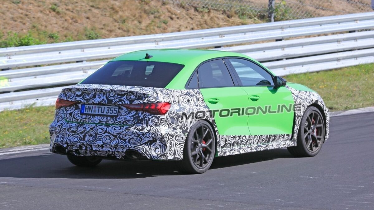 Audi RS3 2020: la versione Sedan al Nurburgring con meno camouflage ...