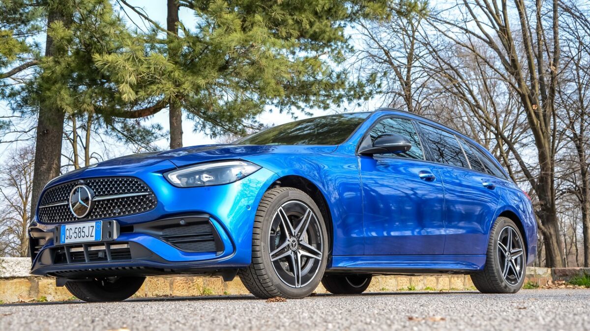 Mercedes Classe C SW: PROVA SU STRADA della Baby-Benz Plug-in Hybrid ...