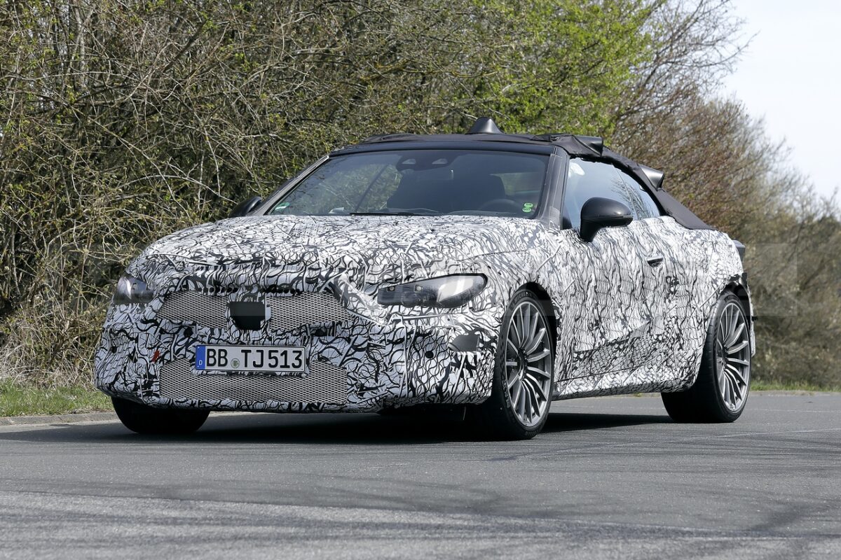 Mercedes-AMG CLE 43 2023: primo avvistamento della cabrio [FOTO SPIA]
