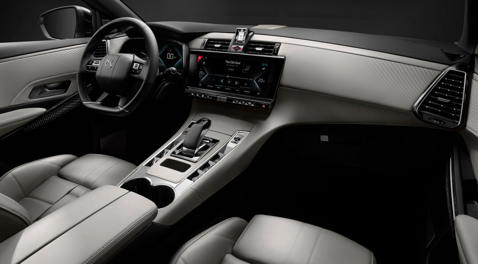 Nuova DS 7 2023: tutte le caratteristiche del SUV premium