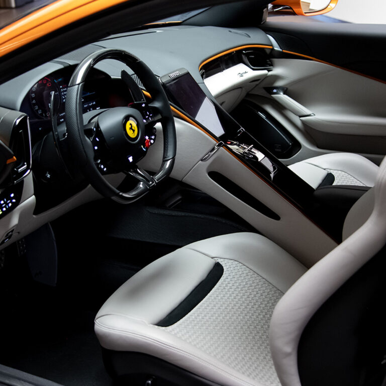 Ferrari Roma Tailor Made: ecco la versione ispirata alla Ferrari 330GTC ...