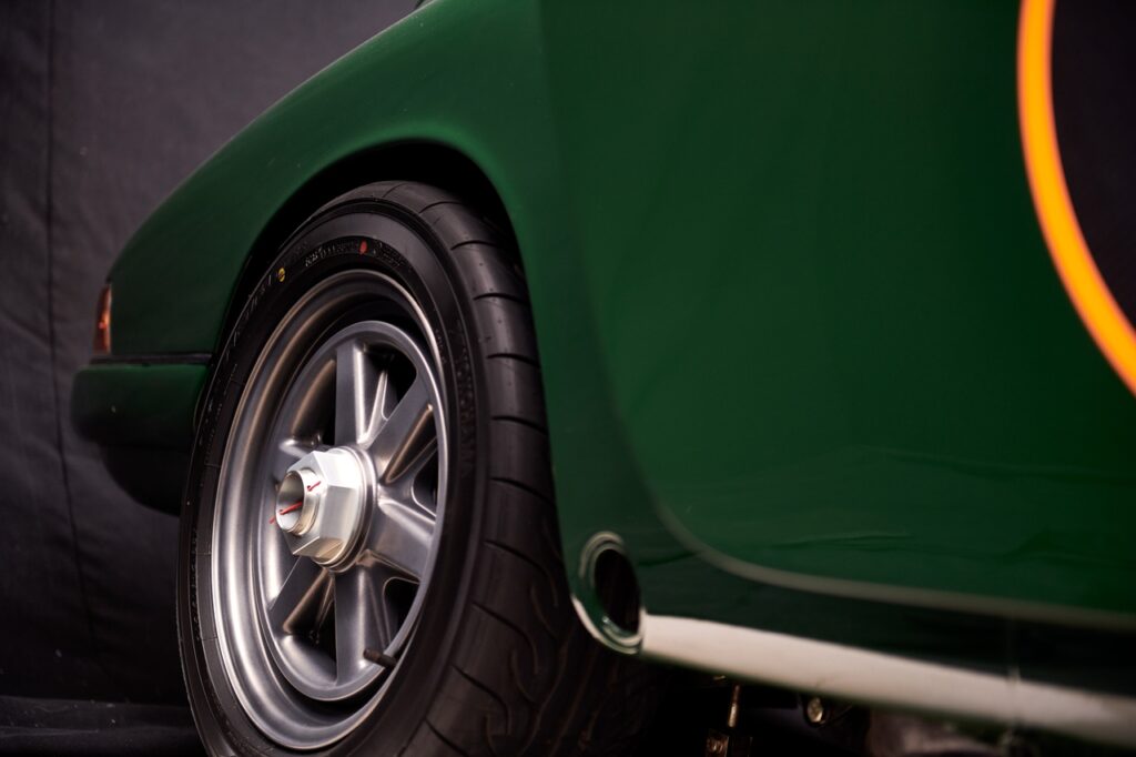 KAMM 912c: svelato il nuovo restomod della Porsche 912 [FOTO]