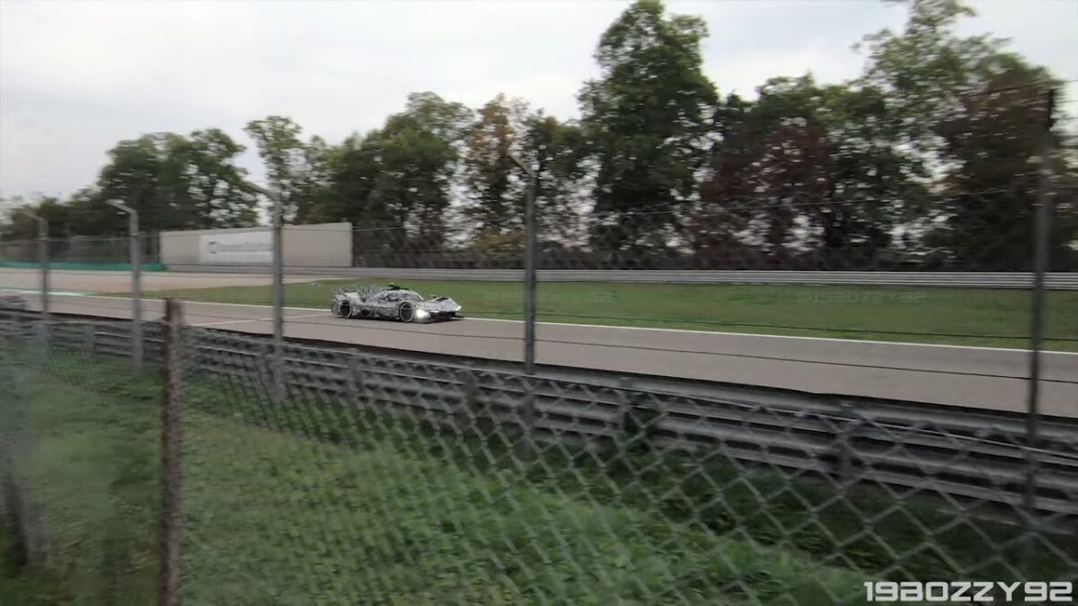 Ferrari Le Mans Hypercar: due prototipi camuffati avvistati a Monza ...