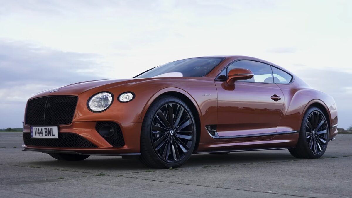 Bentley Continental GT Speed vs BMW M8 Competition: chi vince la drag ...