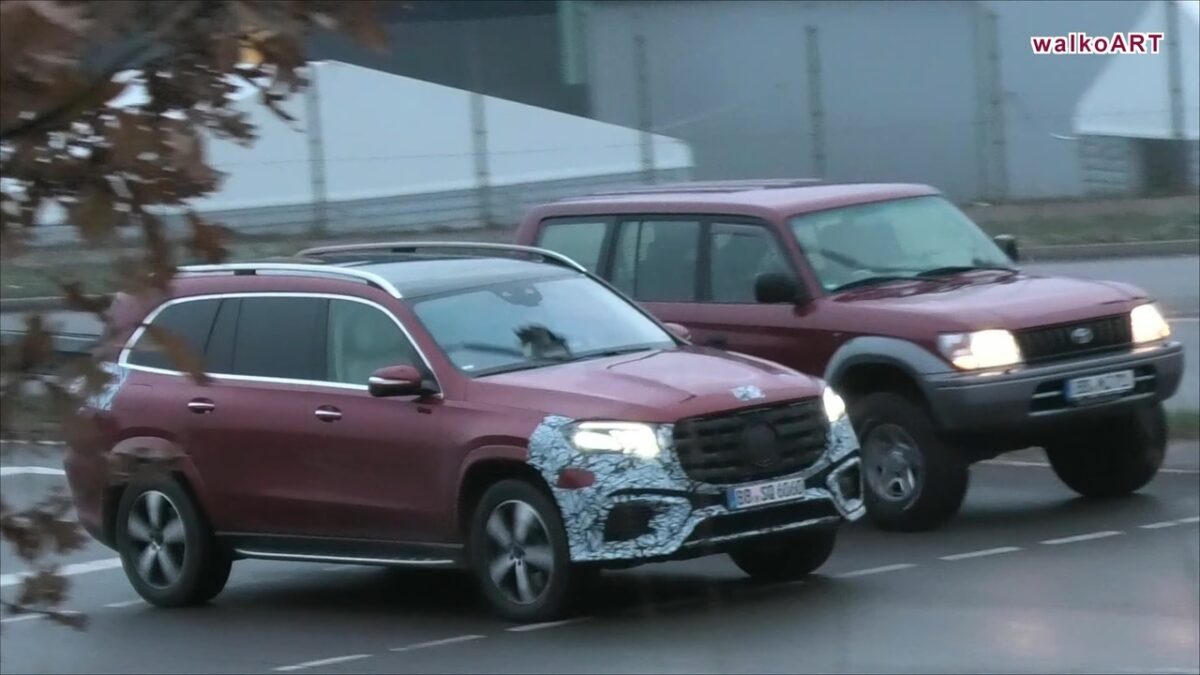 Mercedes GLS 2024: nuovo avvistamento del prossimo restyling [VIDEO SPIA]
