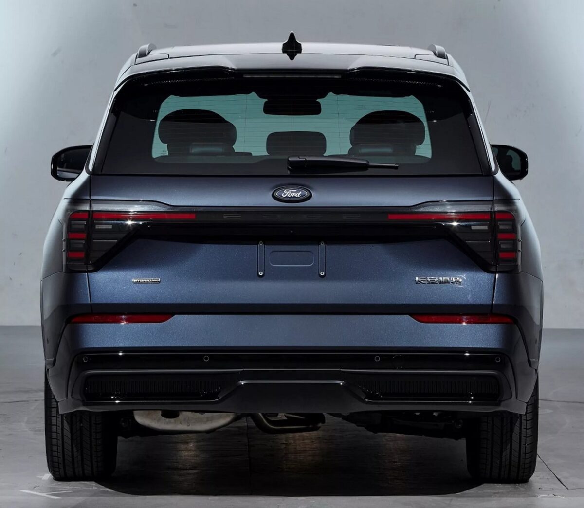 Nuova Ford Edge Hybrid mostra un design nuovo e più elegante [FOTO]