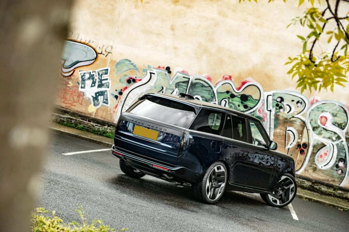 Range Rover Signature Edition 2023: Project Kahn svela la sua versione ...
