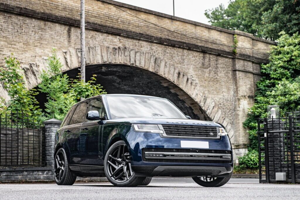 Range Rover Signature Edition 2023: Project Kahn svela la sua versione ...