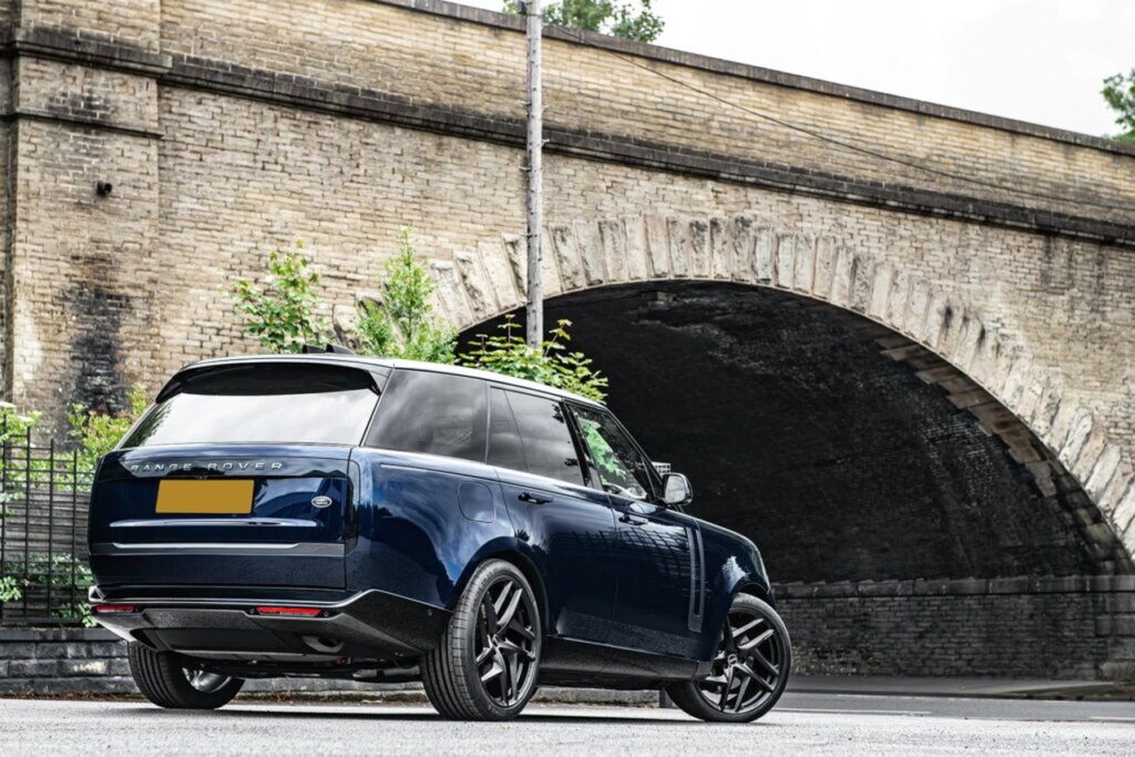 Range Rover Signature Edition 2023: Project Kahn svela la sua versione ...