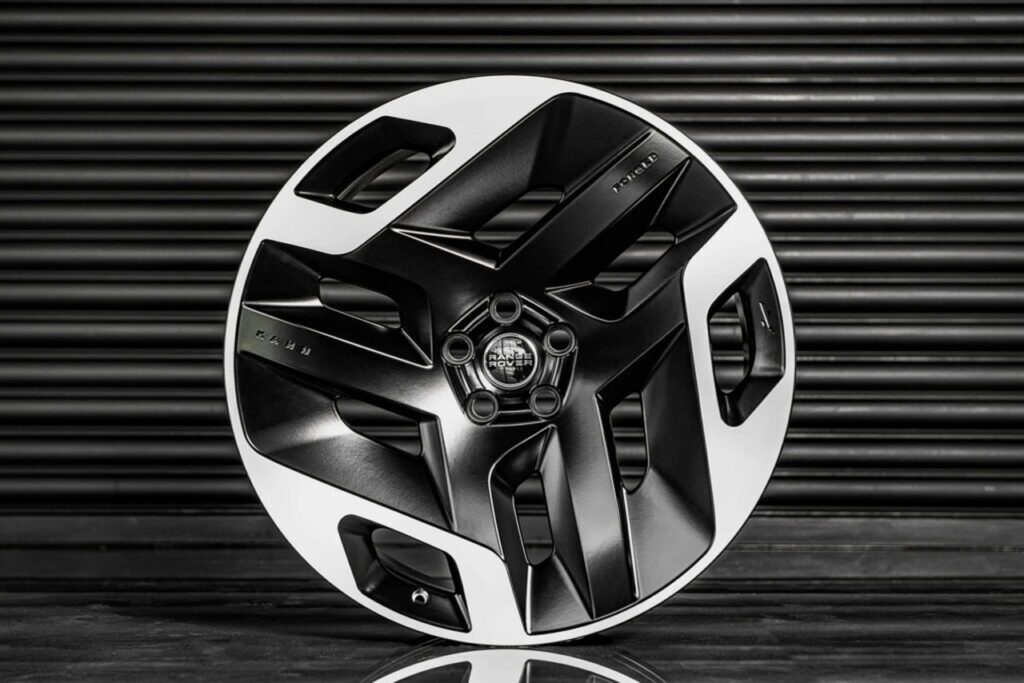 Range Rover Signature Edition 2023: Project Kahn svela la sua versione ...