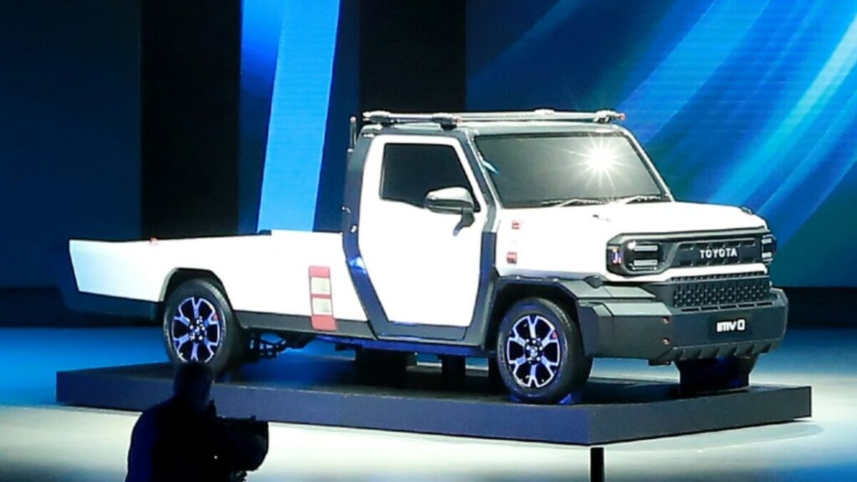 Toyota IMV 0: un concept anticipa un nuovo pick-up modulare [FOTO]