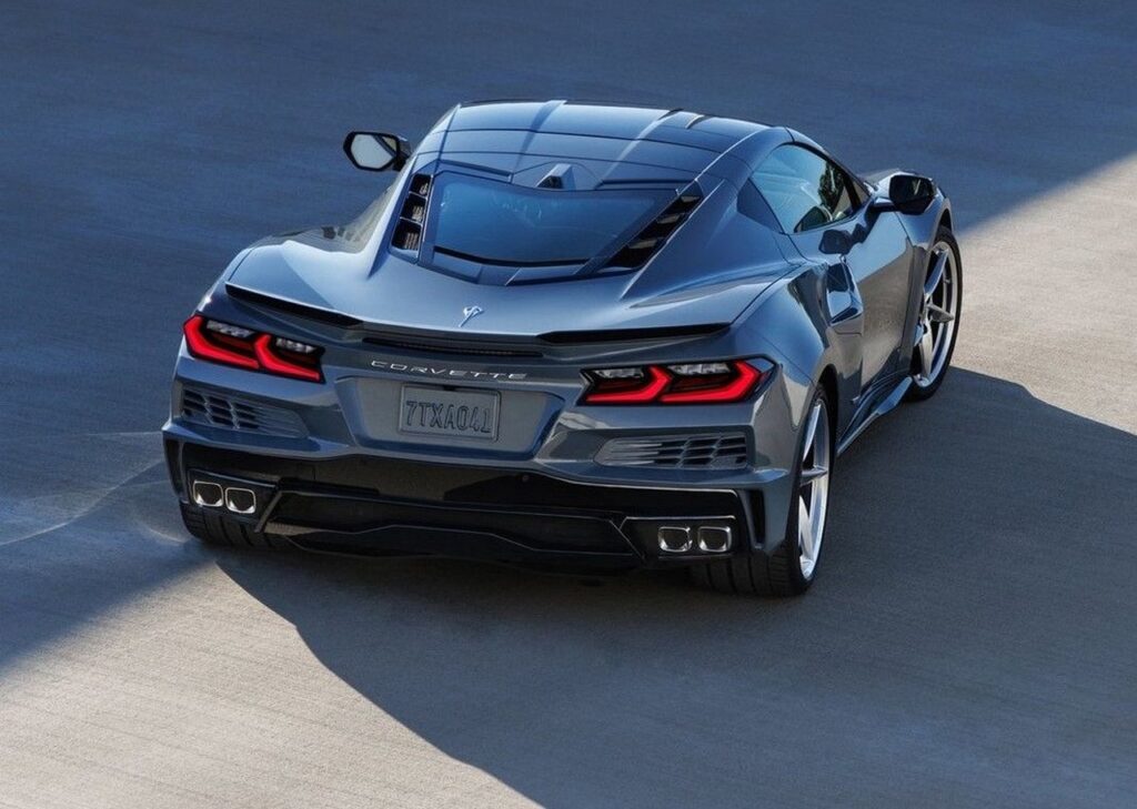 Chevrolet Corvette C9: il debutto ufficiale è previsto nel 2028