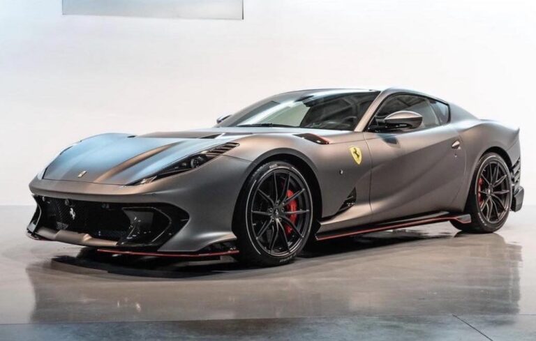 Ferrari 812 Competizione: il nuovo gioiello di Carlos Sainz [FOTO e VIDEO]
