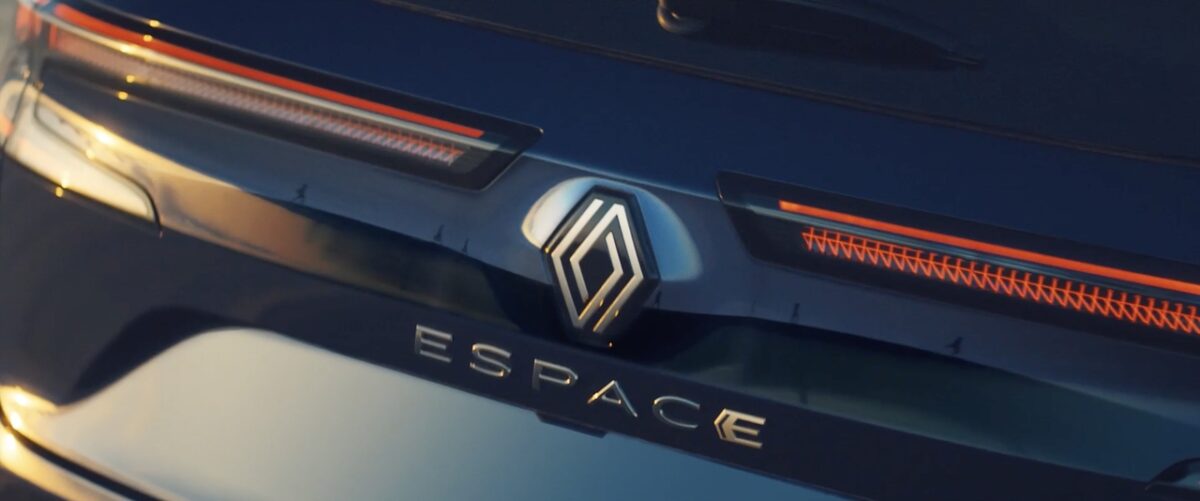 Renault Espace 2024: confermata la presentazione in primavera [TEASER]