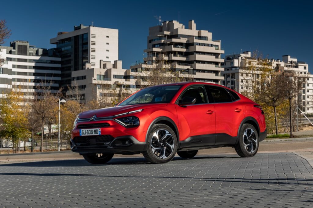 Citroen C4 X 2023: prima PROVA SU STRADA della versione SUV coupé [FOTO e VIDEO]