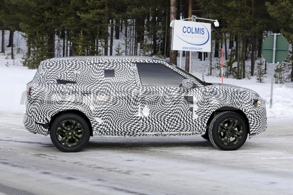 Citroën C3 Aircross 2025: test invernali per la seconda generazione ...