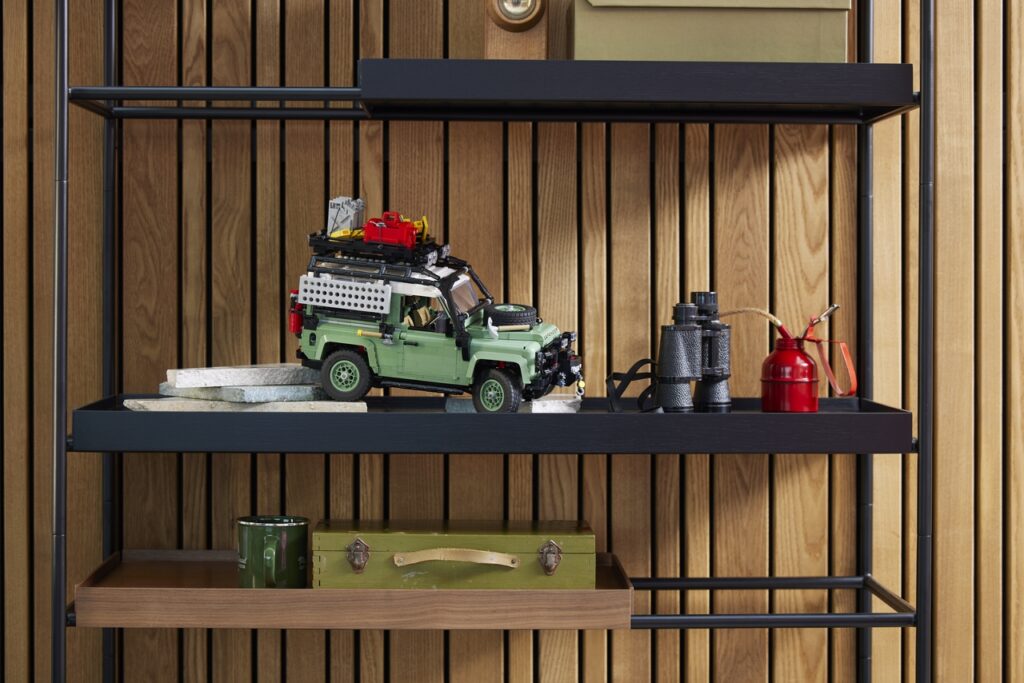 Land Rover Defender Classic: debutta il nuovo set LEGO Icons da 2336 ...