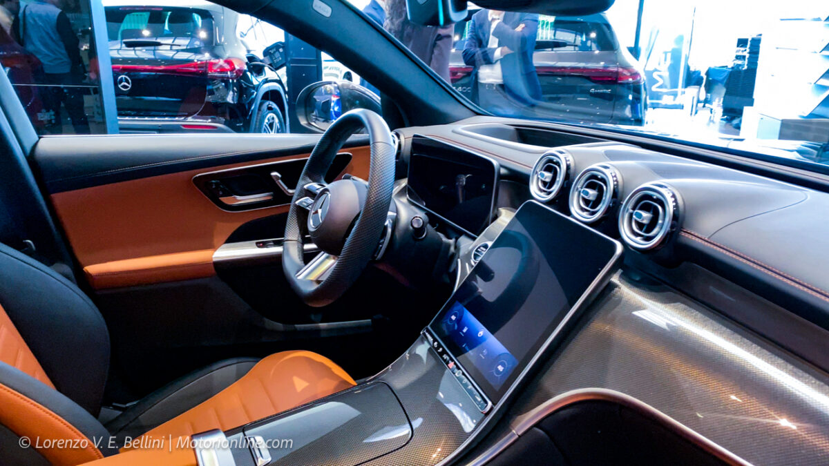Mercedes GLA 2023 e GLC Coupé 2023 presentate LIVE [FOTO e VIDEO]