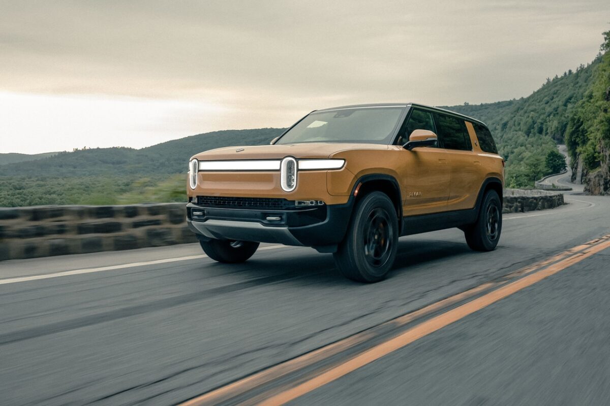 Rivian R1T ed R1S: debutta il nuovo propulsore Performance Dual-Motor AWD