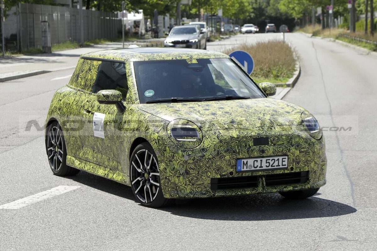 Mini Cooper E JCW: primo avvistamento dell’elettrica ad alte ...