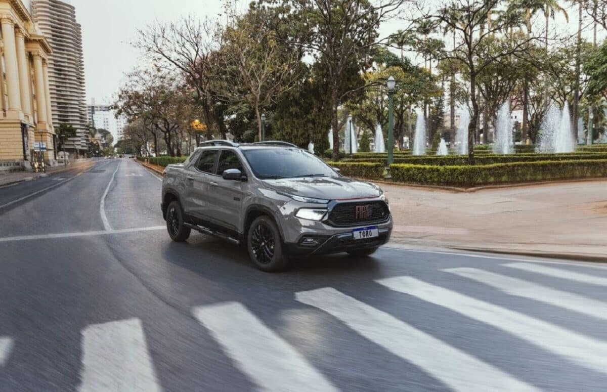 Fiat Toro Ultra: svelata la nuova top di gamma con motore Turbo 270 Flex