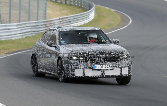 BMW Serie 3 2027: collaudi in corso per la berlina col design Neue Klasse [FOTO SPIA]