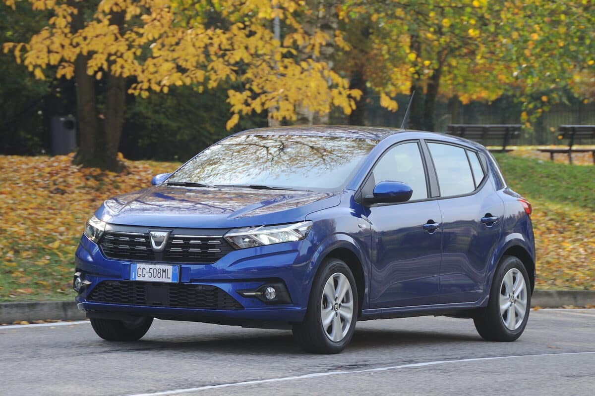Dacia Sandero Streetway 2025: foto, prezzo, dimensioni e allestimenti