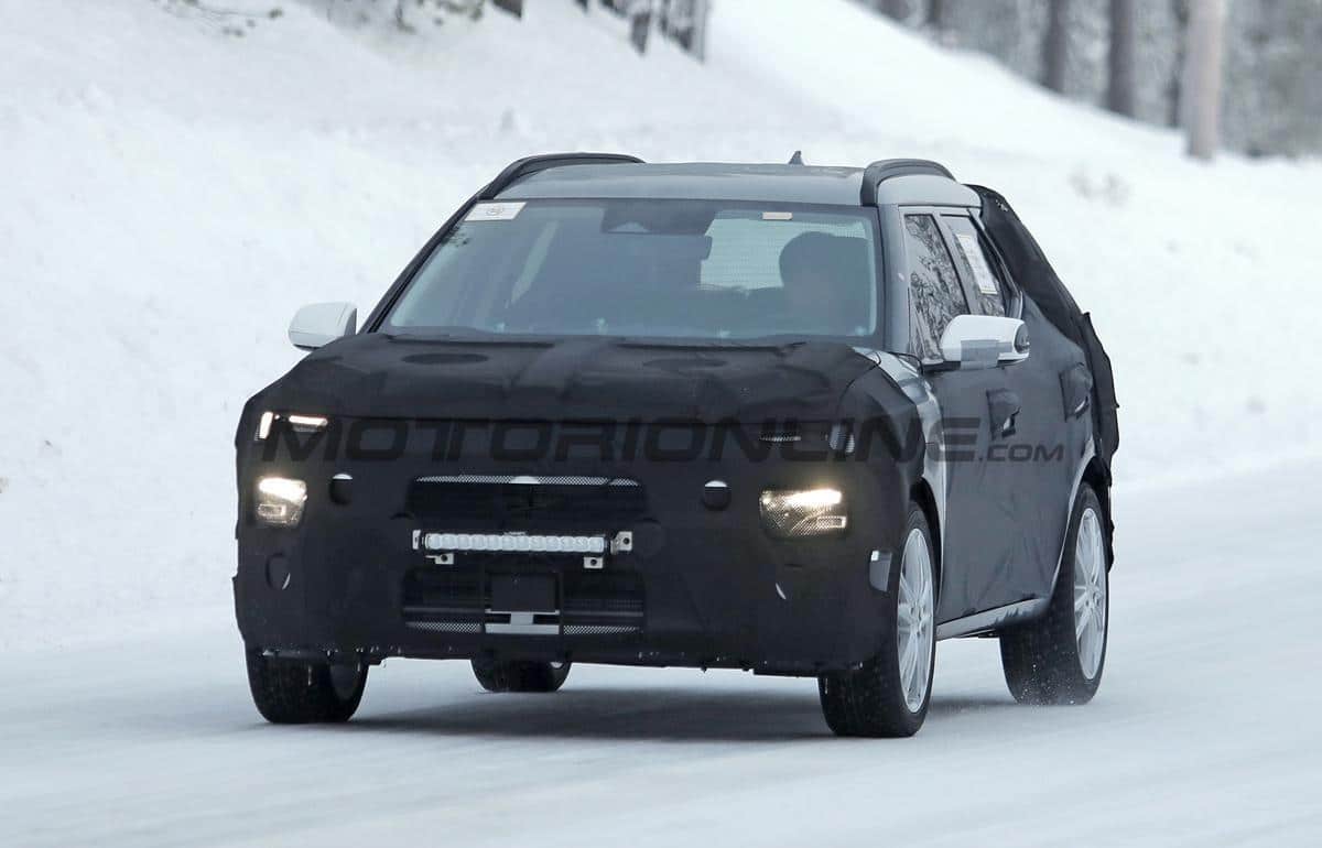 Hyundai Bayon 2027: le prime FOTO SPIA della nuova generazione